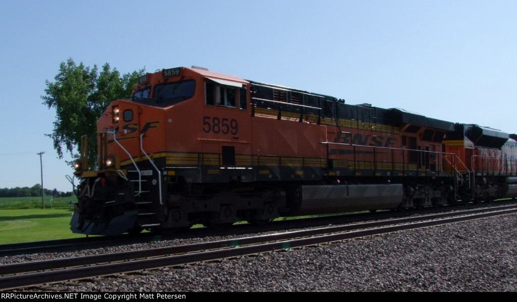 BNSF 5859